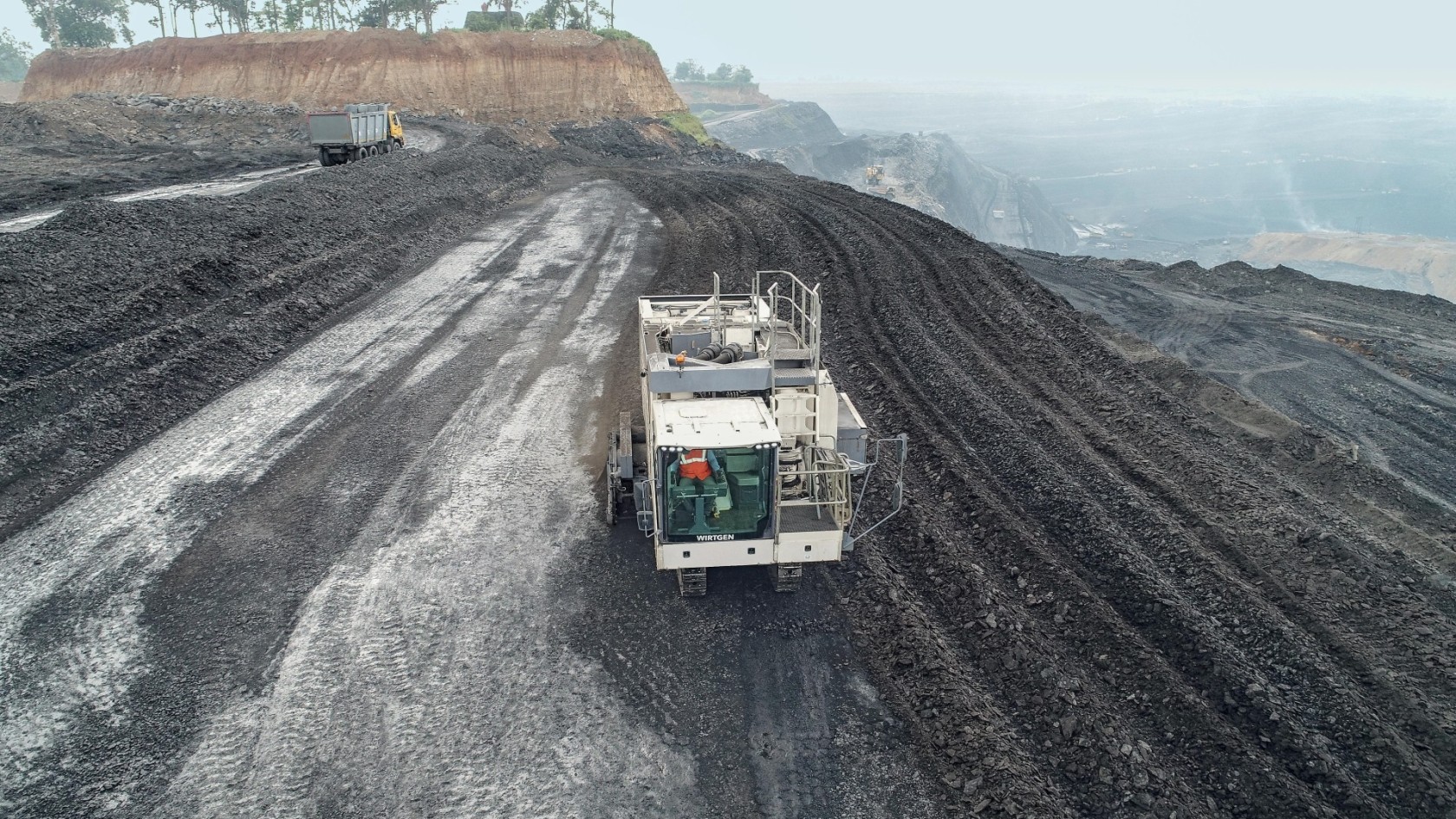 Maximum Performance in Soft Rock | PR | Wirtgen