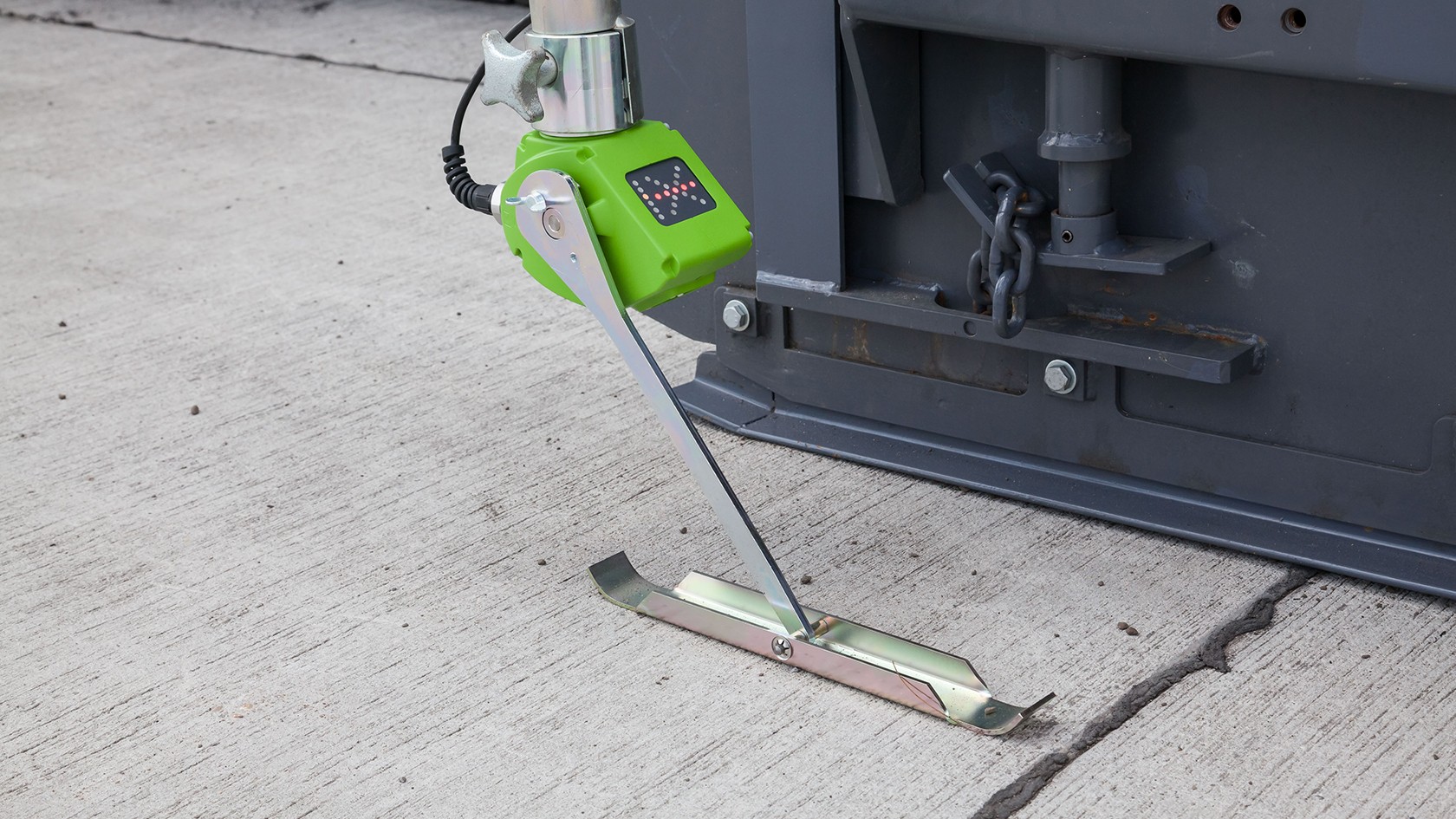 Variable mechanical grade sensor