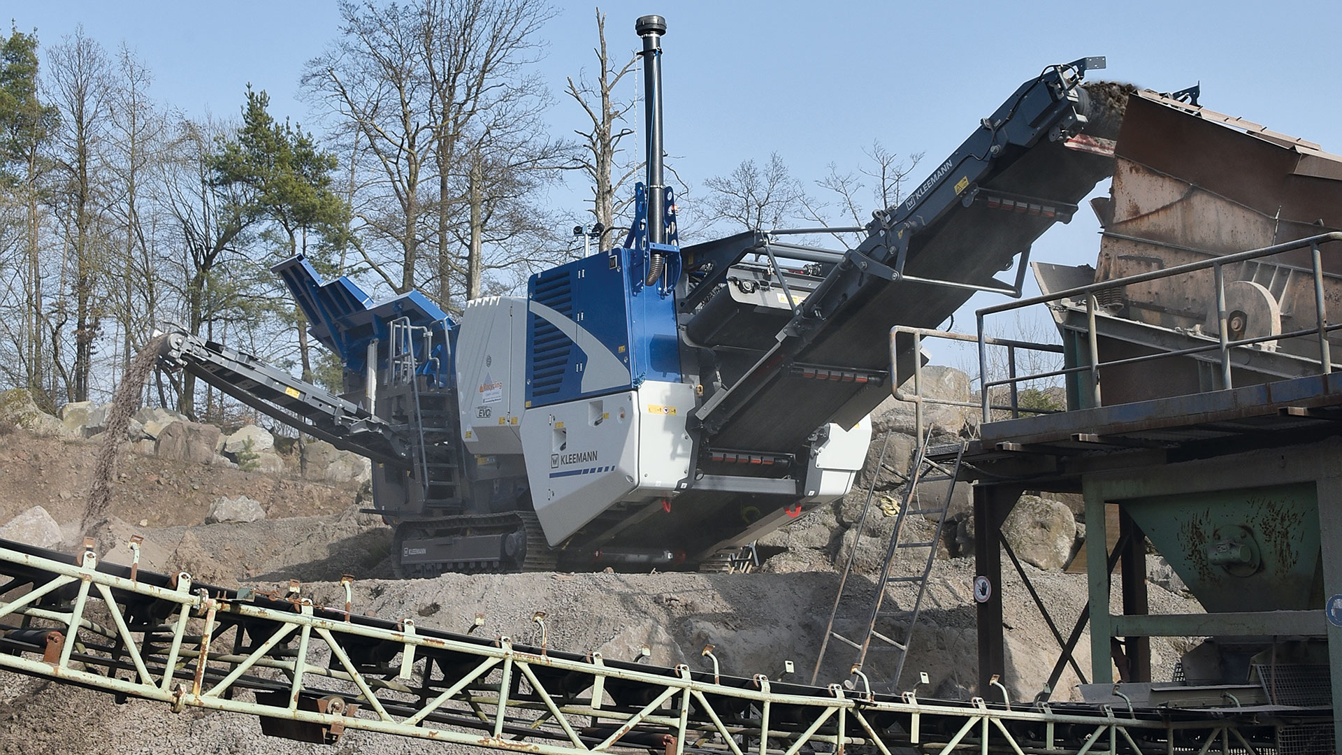 Worldwide first Kleemann jaw crusher MOBICAT MC 110(i) EVO2 put into ...