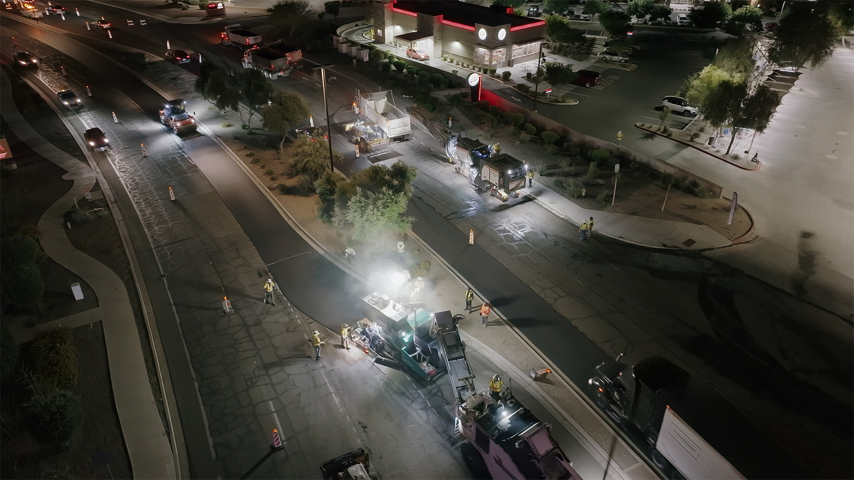 Ultra-thin bonded wearing course paving in Arizona | Magazine | Wirtgen ...